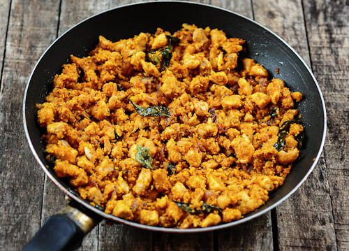 Chicken Thoran-Kozhi Thoran-How to Make Chicken Thoran - Edible Garden